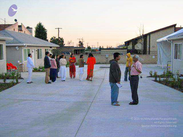 February 20 2006, Arrival At Los Angeles - Nithyanandapedia