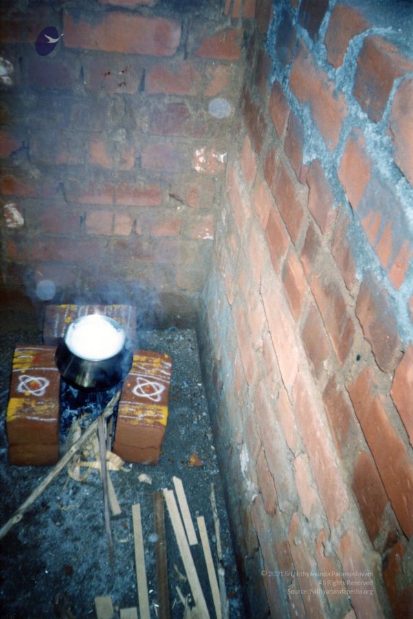 April 14 2001 - Nithyanandapedia