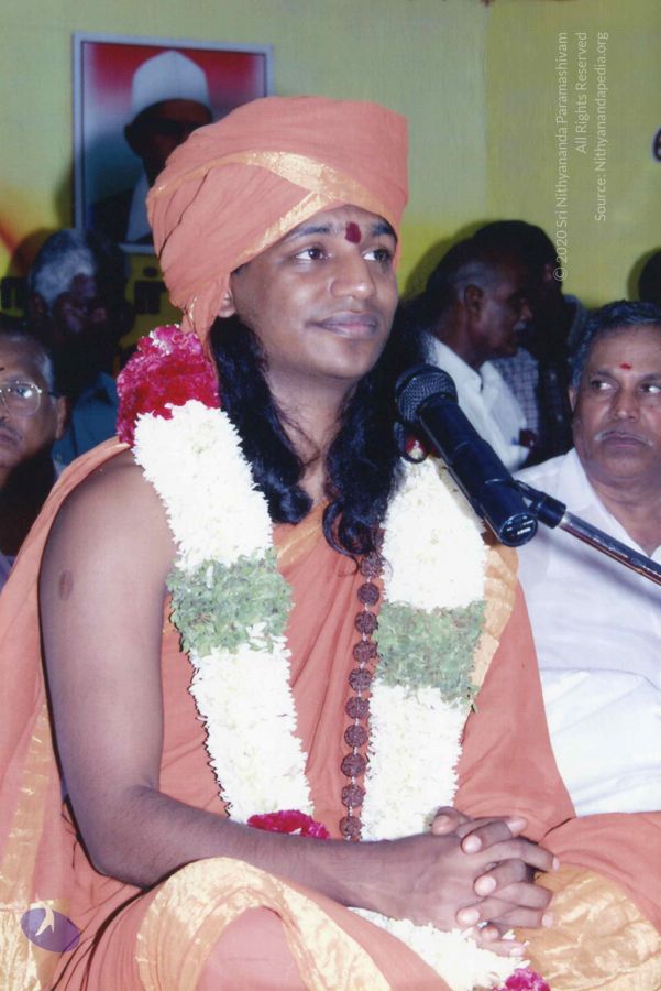 October 03 2004 - Addressing the Sengunthar Community gathering of ...