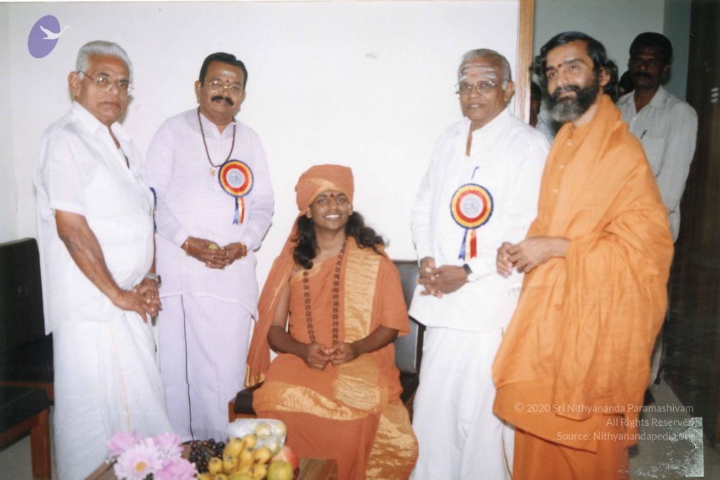 October 03 2004 - Addressing the Sengunthar Community gathering of ...